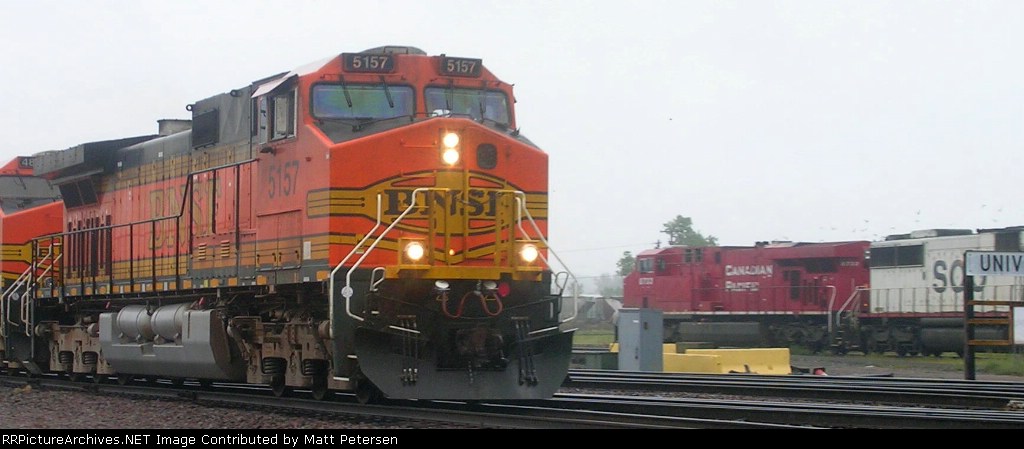 BNSF 5157